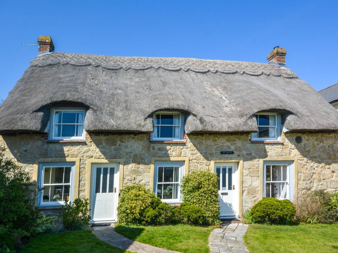 Cottage ∙ 2 Bedrooms ∙ 4 Guests - Bembridge