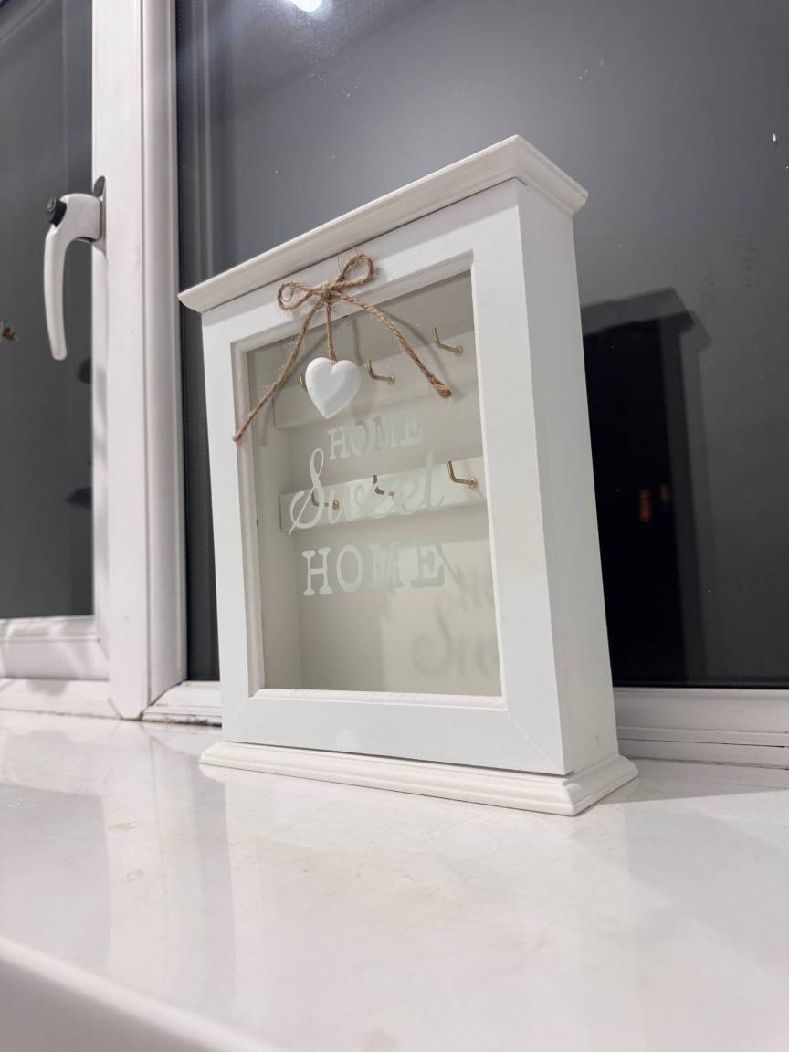 200 M² Ferienwohnung ∙ 4 Schlafzimmer ∙ 10 Gäste - Epsom