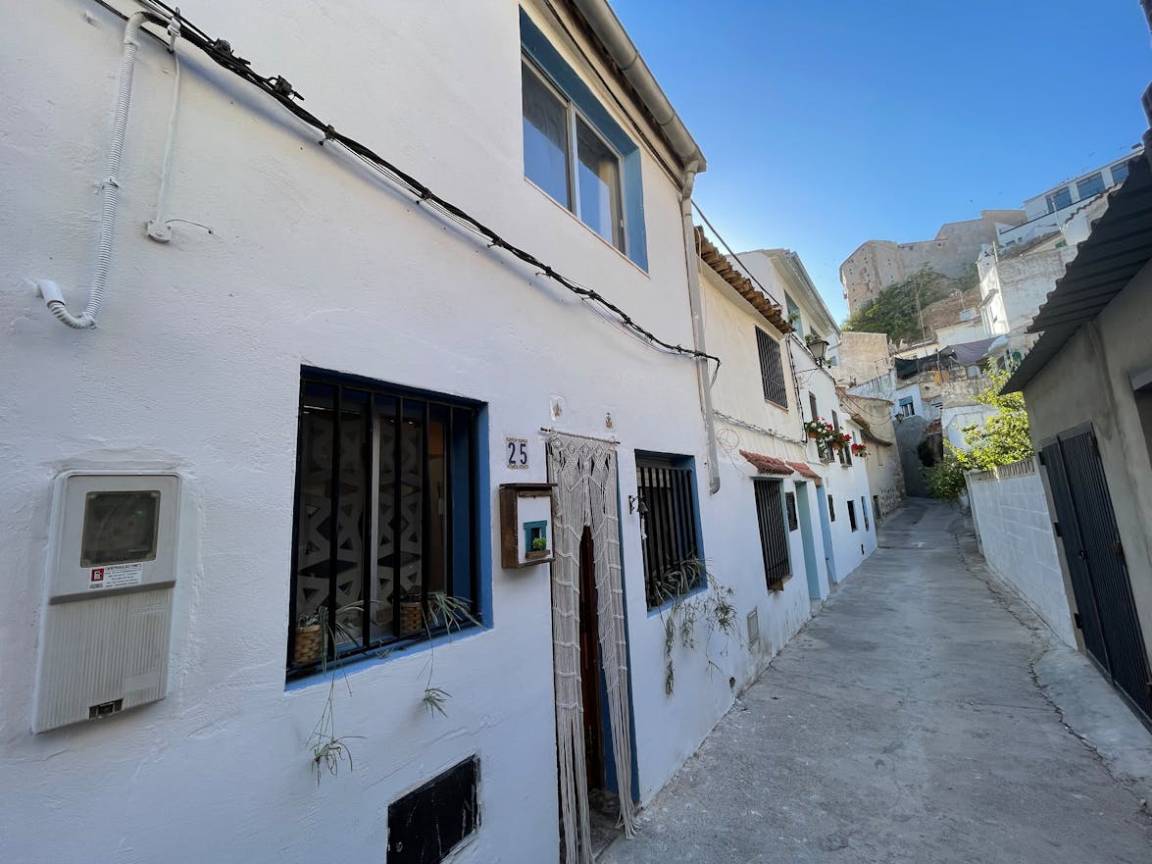 95 M² Casa ∙ 2 Habitaciones ∙ 4 Huéspedes - Chulilla