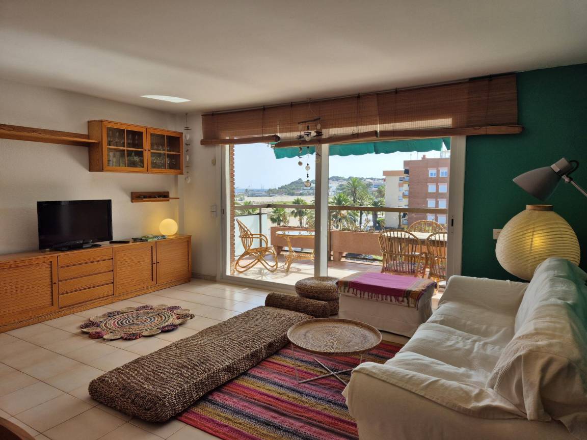 86 M² Apartamento ∙ 3 Habitaciones ∙ 6 Huéspedes - Torredembarra