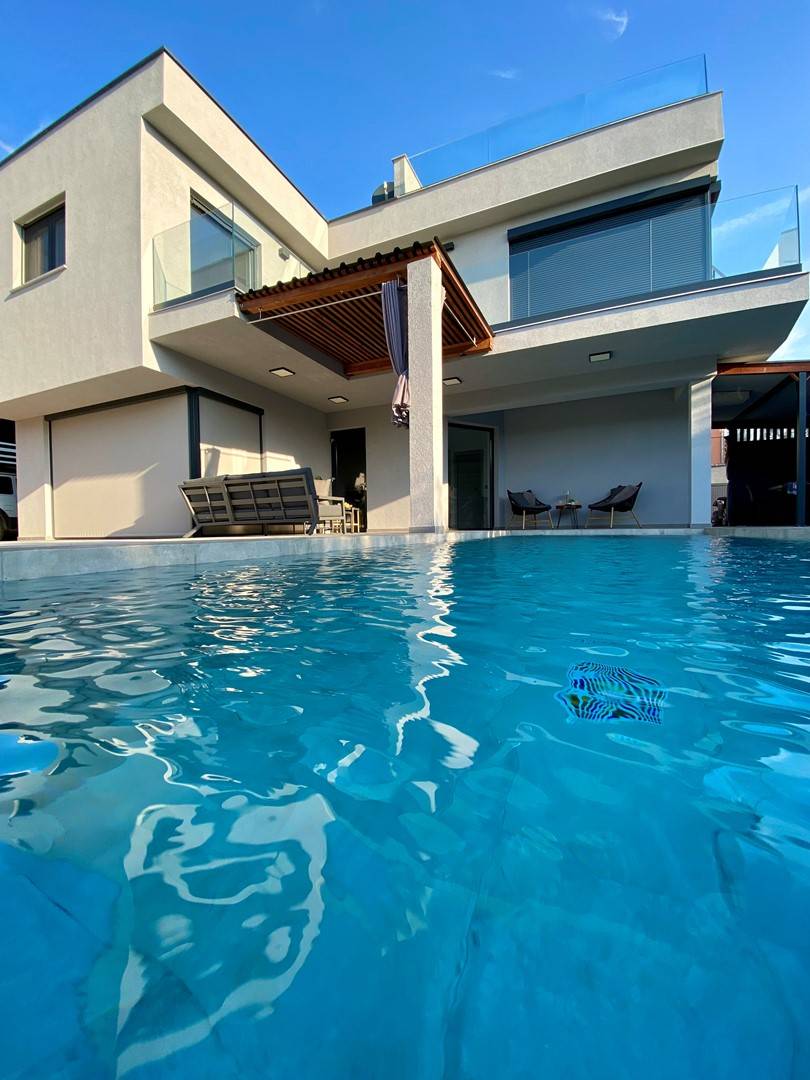 170 M² Villa ∙ 4 Bedrooms ∙ 8 Guests - Ližnjan