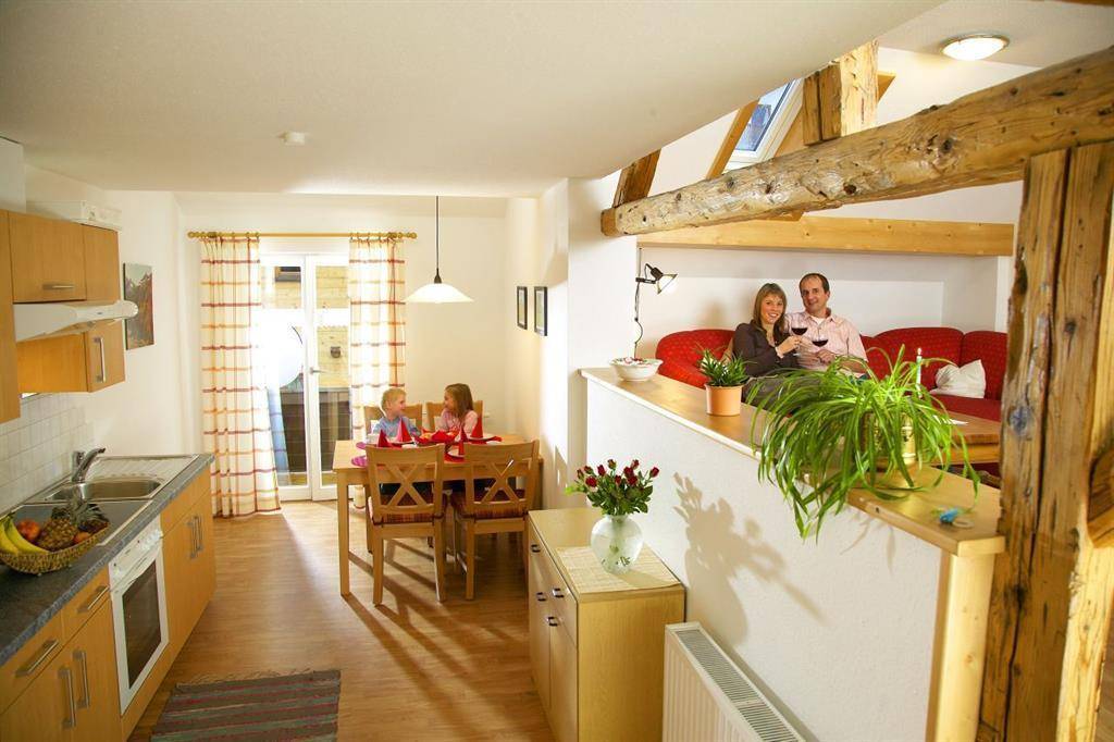 65 M² Ferienwohnung ∙ 2 Schlafzimmer ∙ 4 Gäste - Bad Hindelang