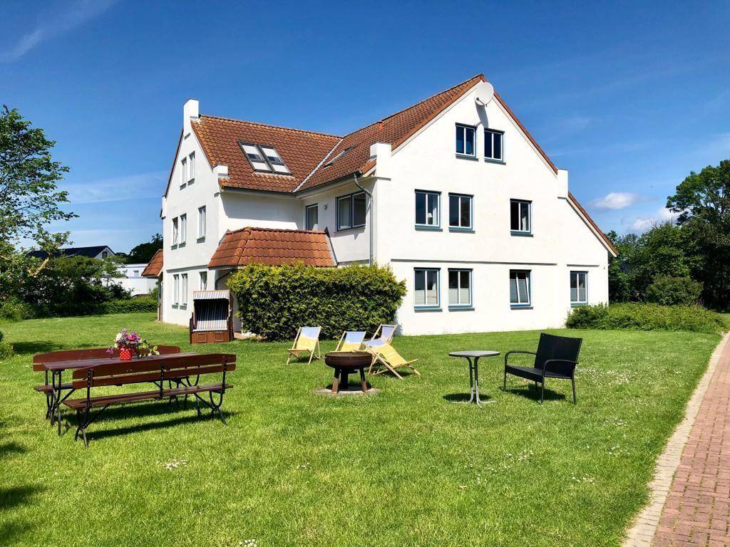 73 M² Ferienwohnung ∙ 2 Schlafzimmer ∙ 5 Gäste - Klausdorf