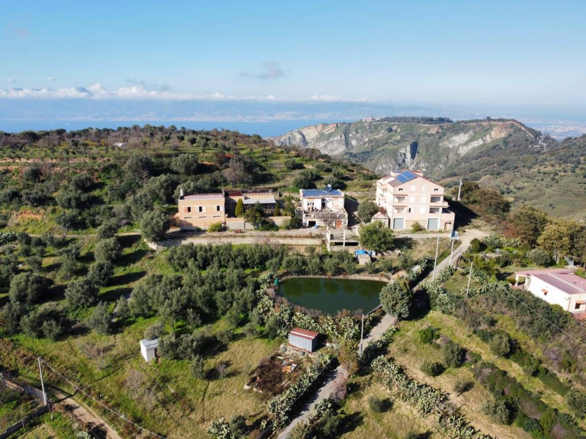 45 M² Casa Rural ∙ 1 Habitación ∙ 6 Huéspedes - Villa San Giovanni