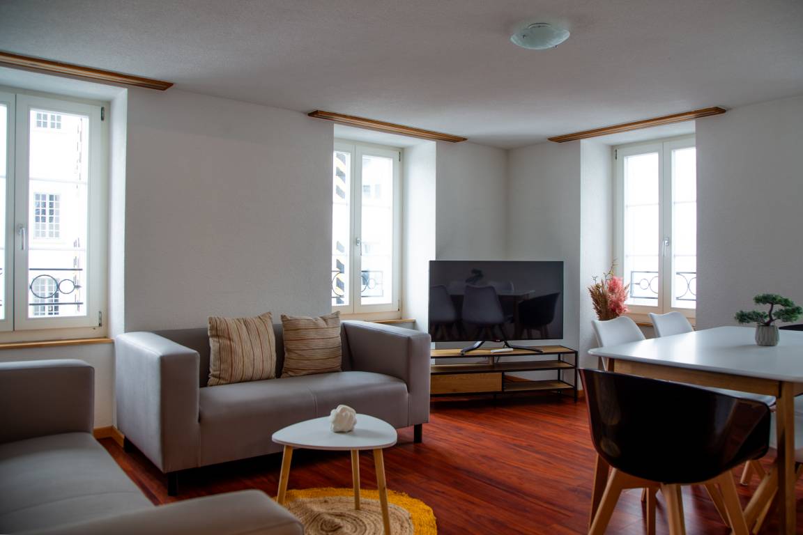 80 M² Apartment ∙ 3 Bedrooms ∙ 6 Guests - Interlaken