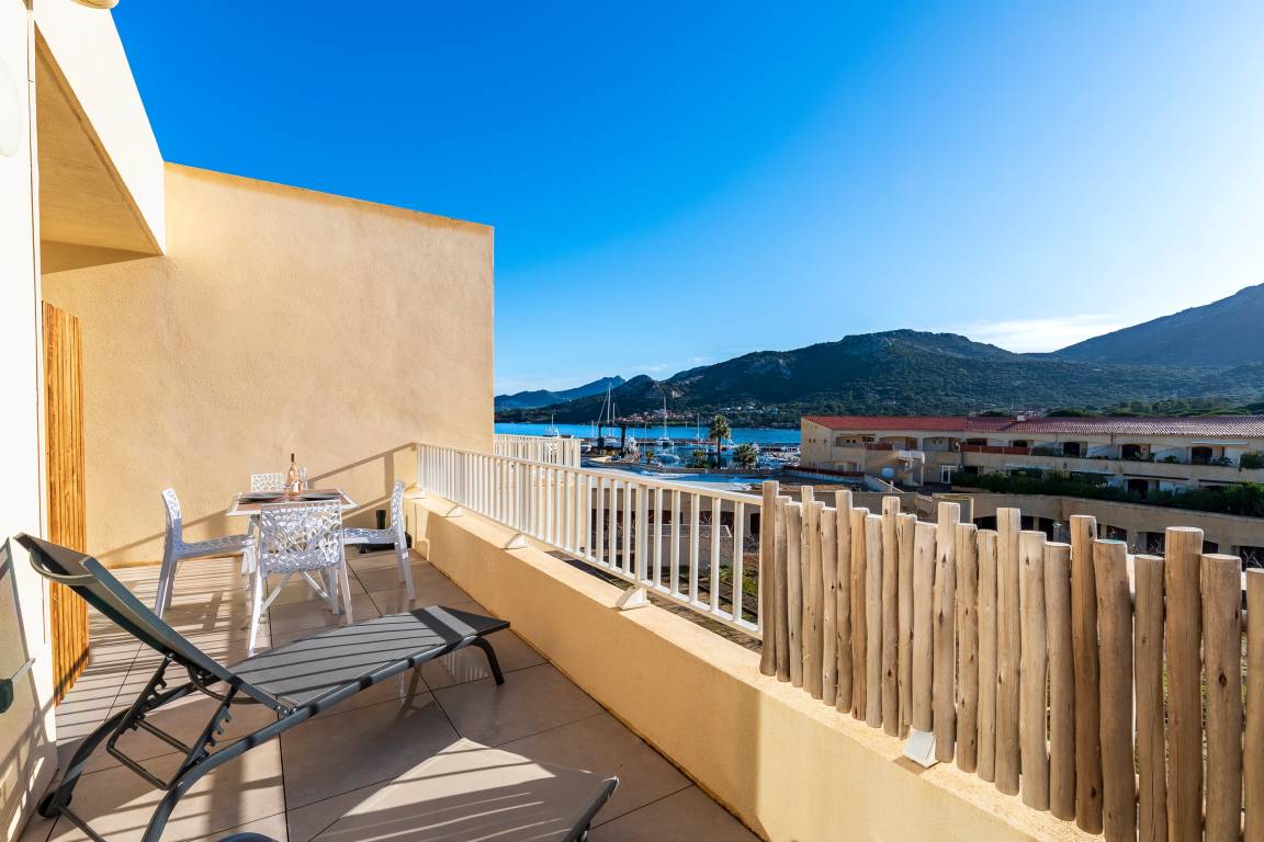 42 M² Apartment ∙ 1 Bedroom ∙ 4 Guests - Algajola