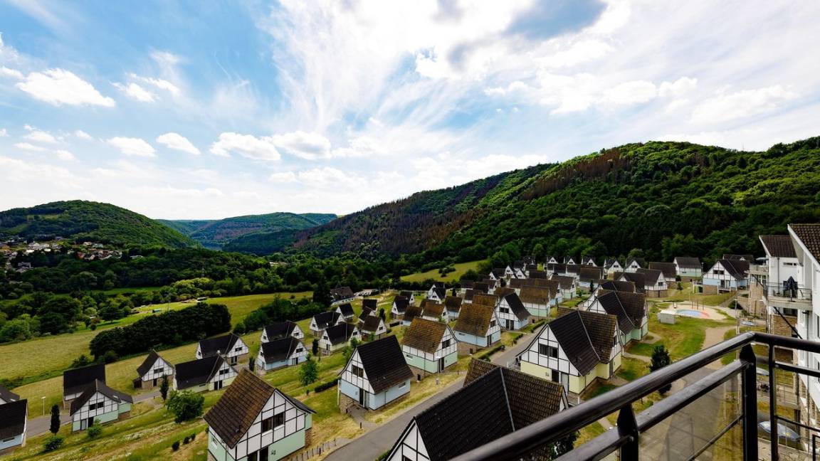 100 M² Ferienhaus ∙ 3 Schlafzimmer ∙ 6 Gäste - Nideggen