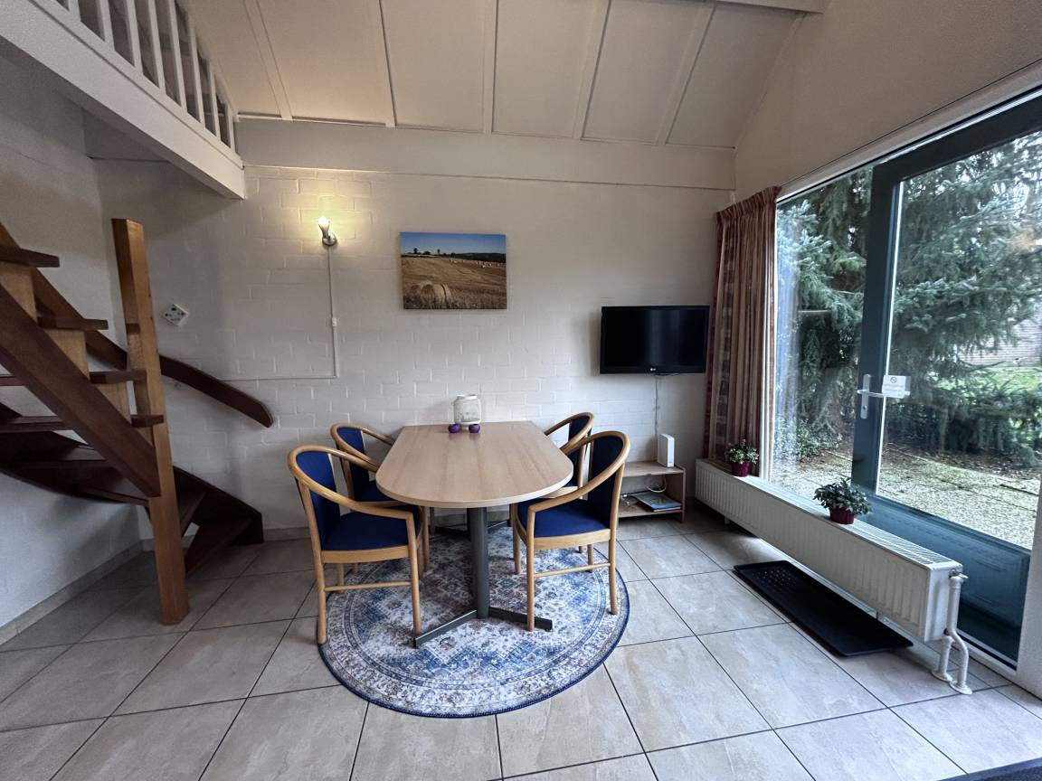 70 M² Bungalow ∙ 2 Schlafzimmer ∙ 4 Gäste - Aachen