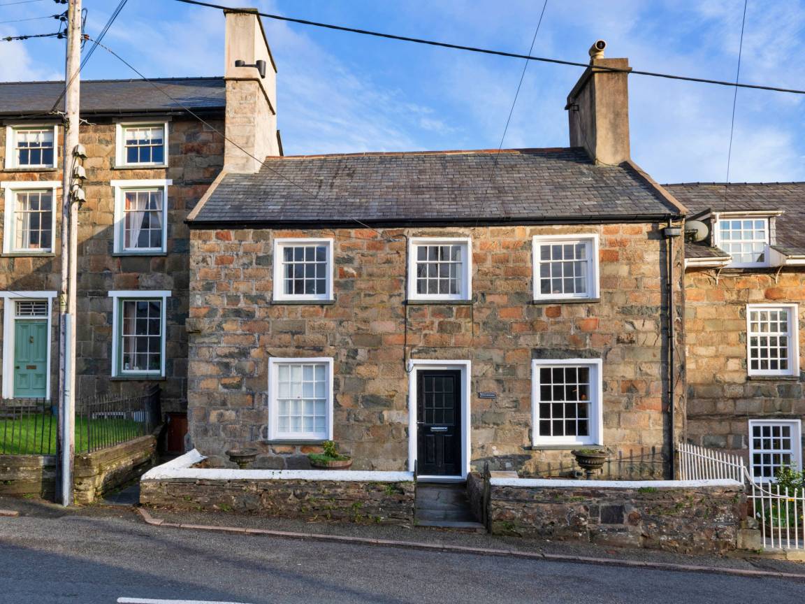 94 M² House ∙ 3 Bedrooms ∙ 6 Guests - Blaenau Ffestiniog