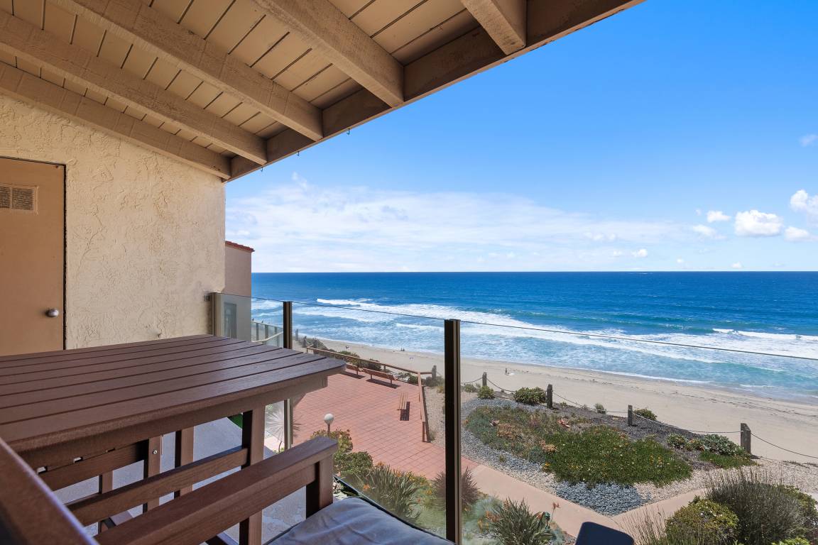 105 M² Apartment ∙ 2 Bedrooms ∙ 4 Guests - Encinitas, CA