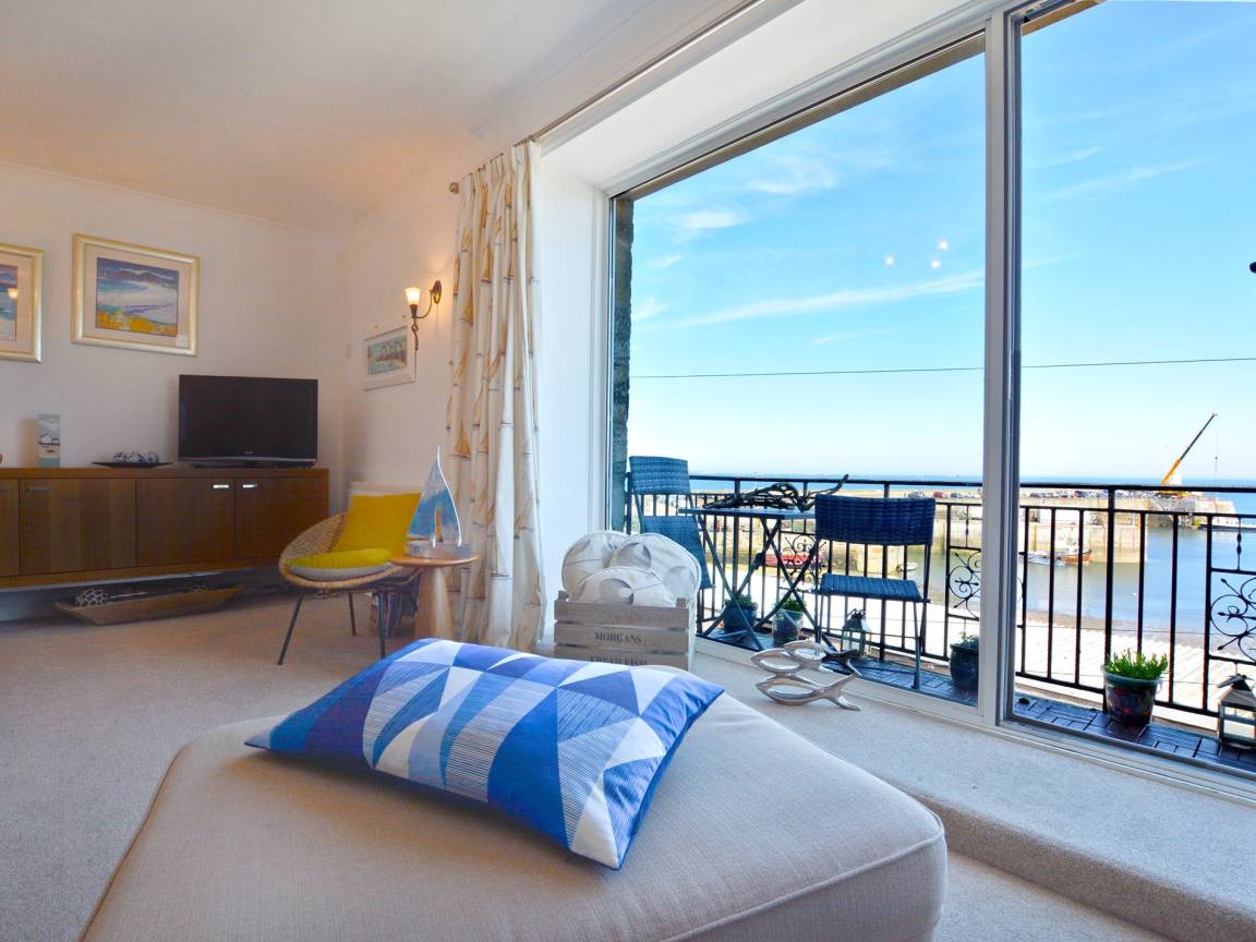 Cottage ∙ 3 Bedrooms ∙ 6 Guests - Seahouses