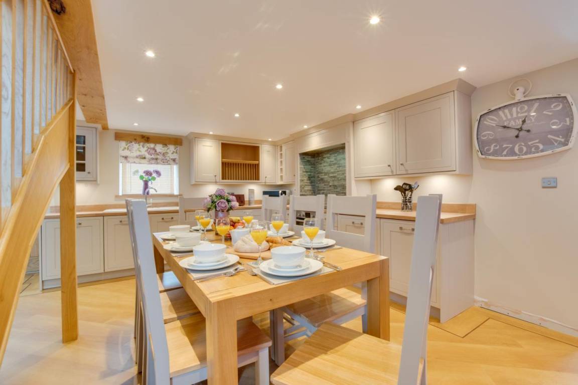 Cottage ∙ 4 Bedrooms ∙ 8 Guests - North Wales