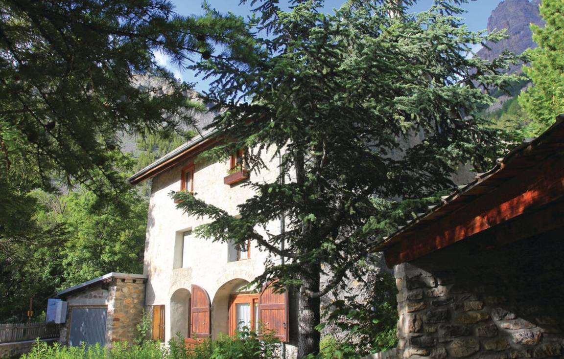 106 M² Appartement ∙ 3 Chambres ∙ 7 Personnes - Lac des Cerces