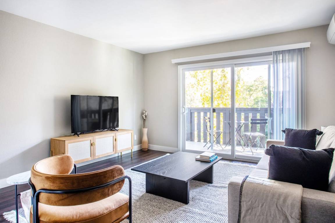 63 M² Ferienwohnung ∙ 1 Schlafzimmer ∙ 2 Gäste - Cupertino, CA