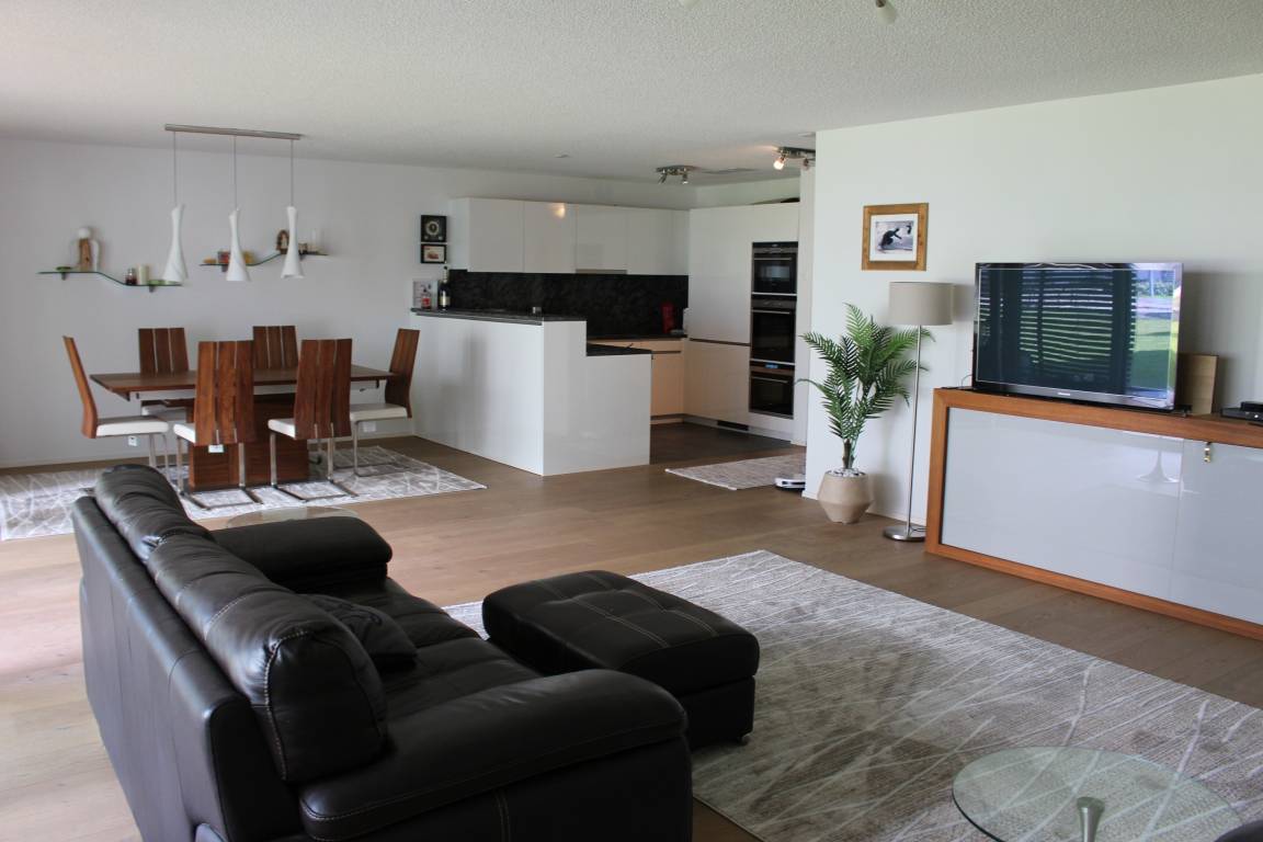116 M² Huoneisto ∙ 3 Makuuhuonetta ∙ 5 Vierasta - Klosters-Serneus
