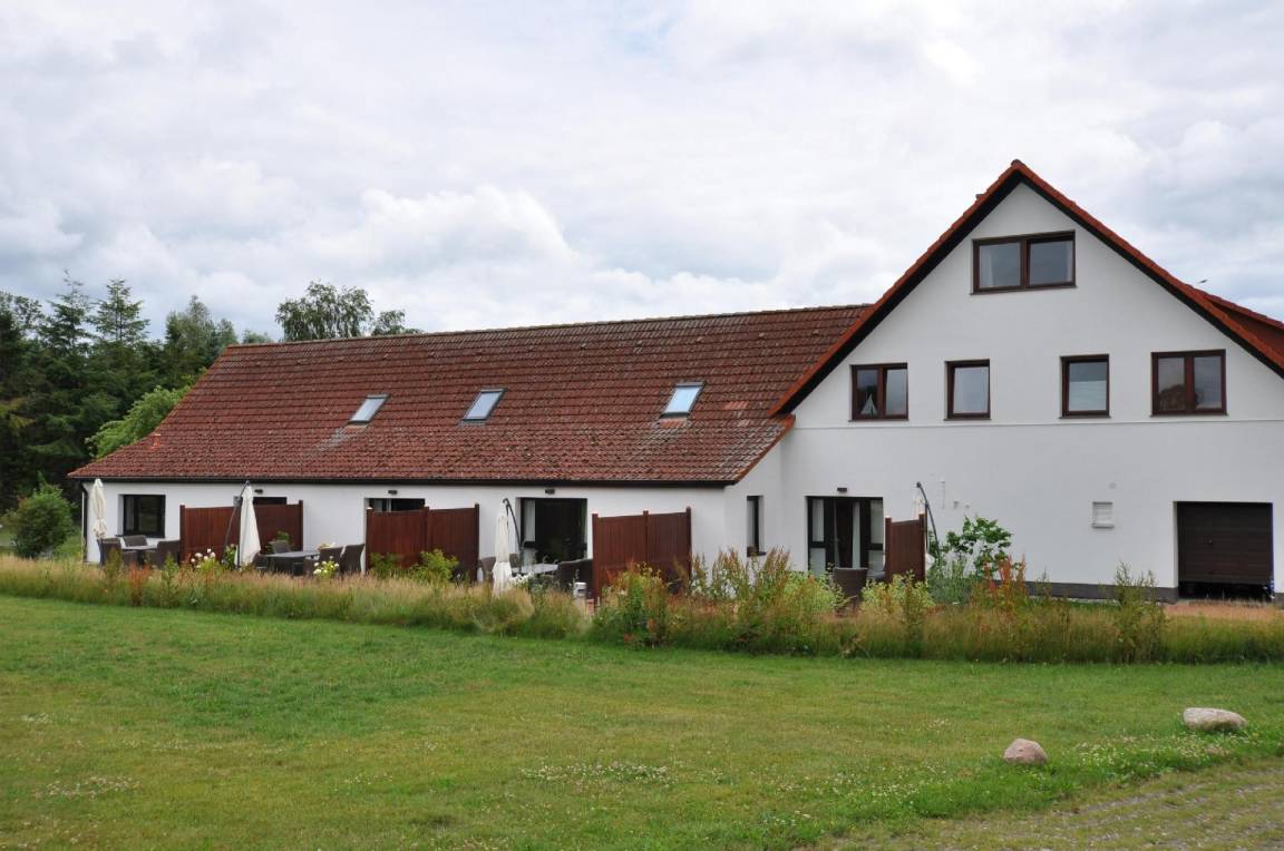105 M² Ferienwohnung ∙ 3 Schlafzimmer ∙ 6 Gäste - Lütow