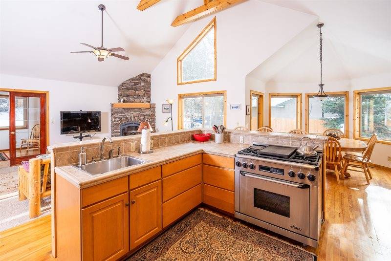 226 M² House ∙ 4 Bedrooms ∙ 9 Guests - McCall, ID