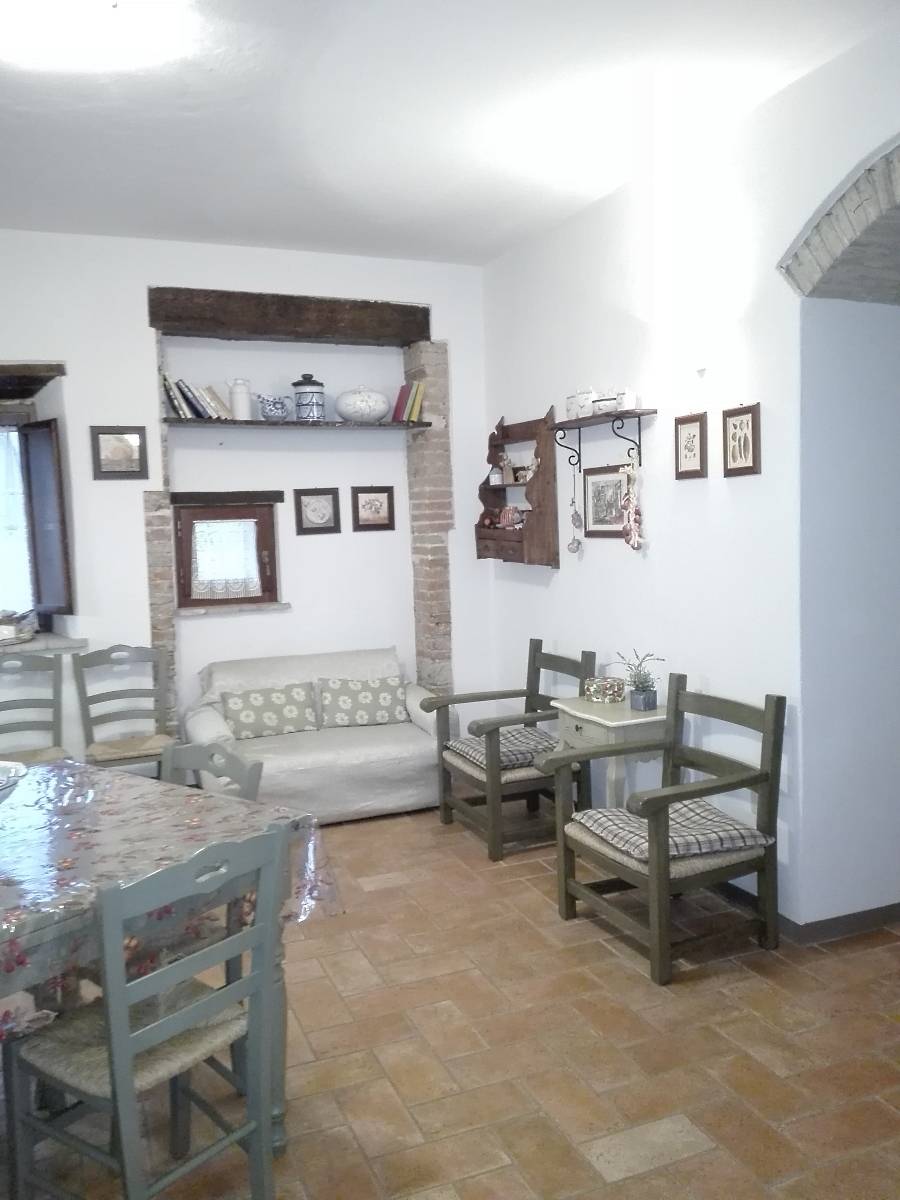 73 M² Longère ∙ 2 Chambres ∙ 5 Personnes - Città di Castello