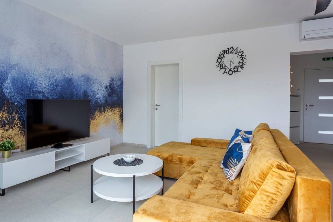 200 M² Ferienwohnung ∙ 4 Schlafzimmer ∙ 10 Gäste - Ližnjan