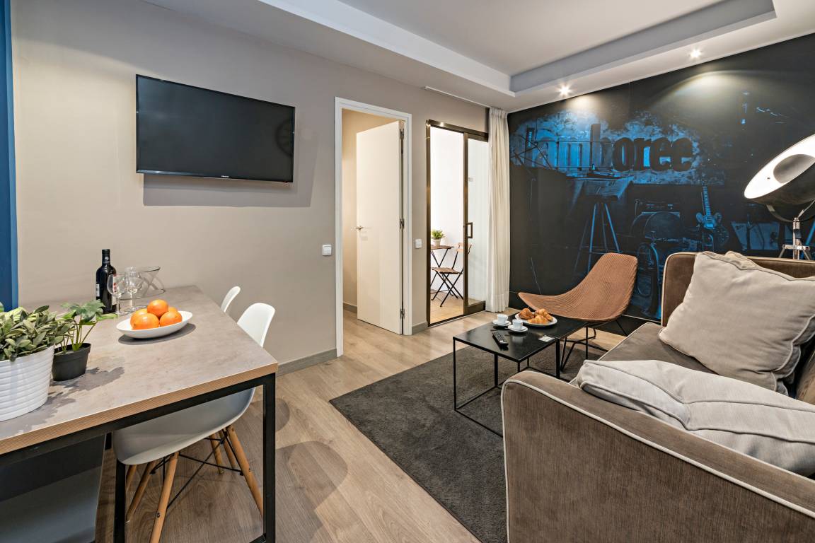 44 M² Apartamento ∙ 2 Habitaciones ∙ 4 Huéspedes - Ripollet