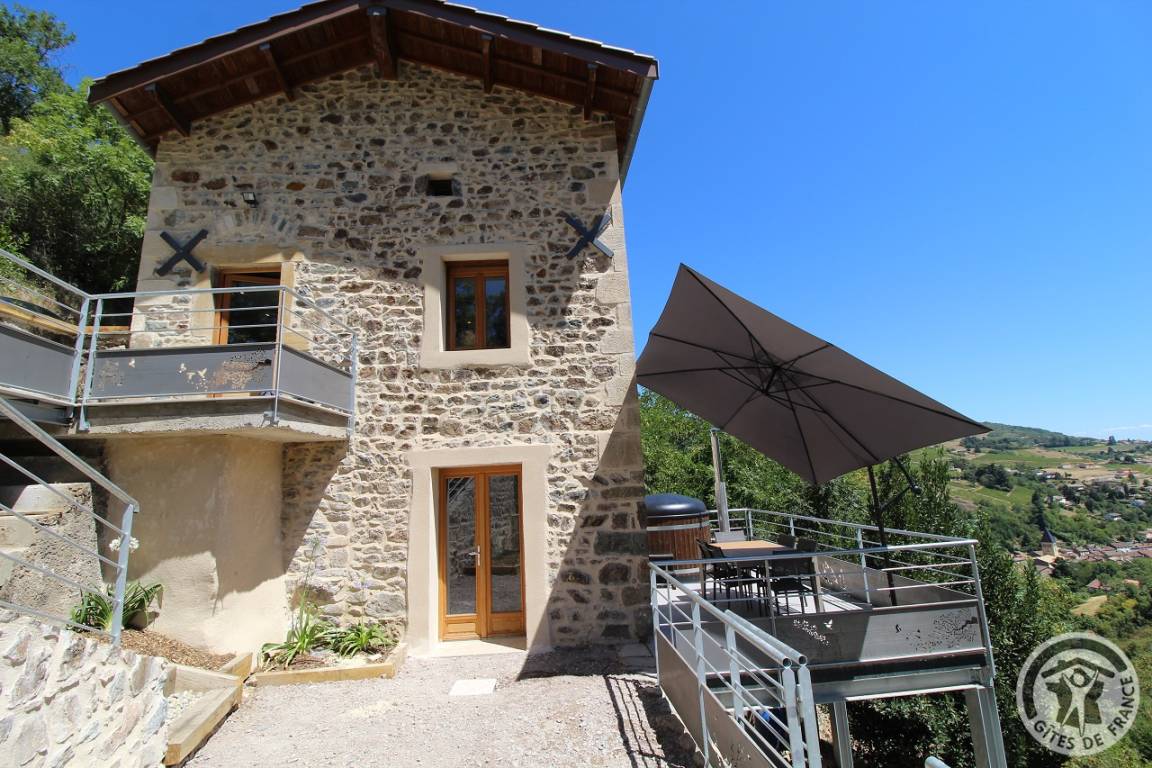 75 M² Gîte ∙ 3 Chambres ∙ 6 Personnes - Rhône