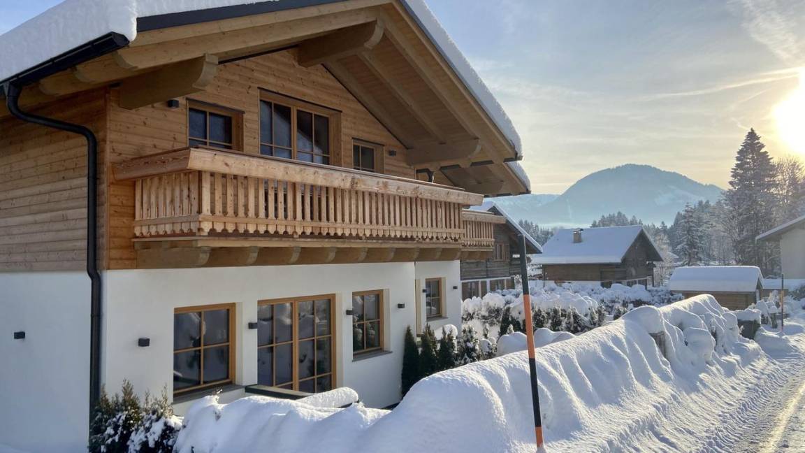 180 M² Ferienhaus ∙ 5 Schlafzimmer ∙ 10 Gäste - Walchsee