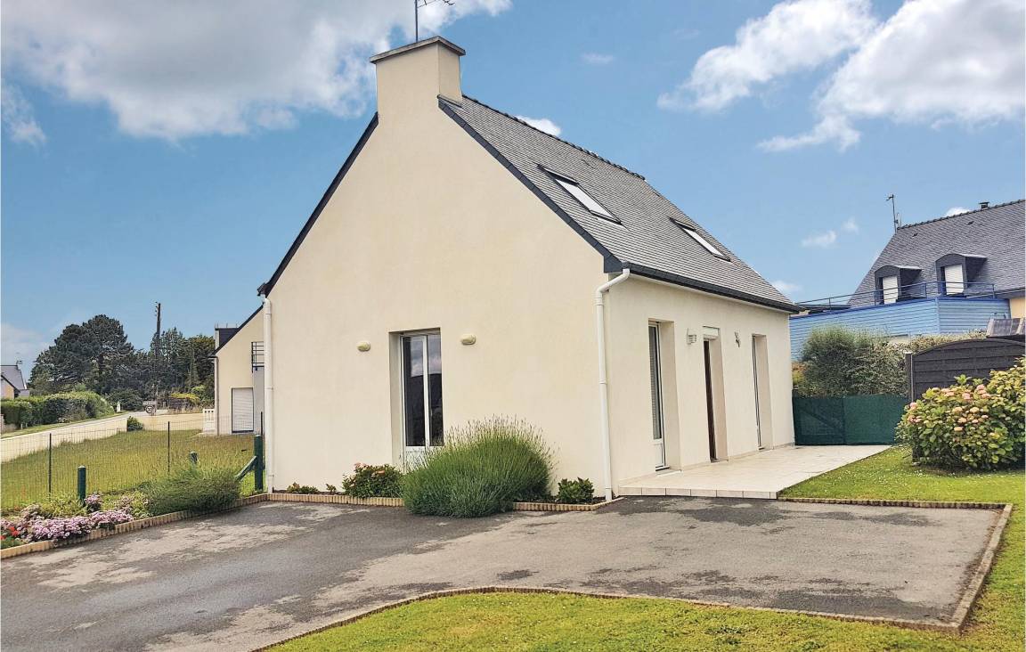 80 M² House ∙ 2 Bedrooms ∙ 4 Guests - Bretagne