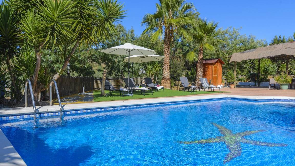 140 M² Maison De Vacances ∙ 4 Chambres ∙ 11 Personnes - Casabermeja