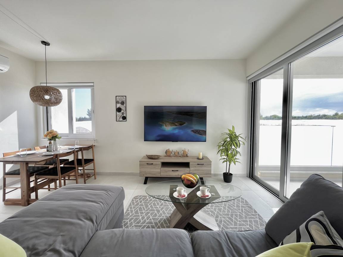 76 M² Apartamento ∙ 2 Habitaciones ∙ 6 Huéspedes - Norte de Chipre