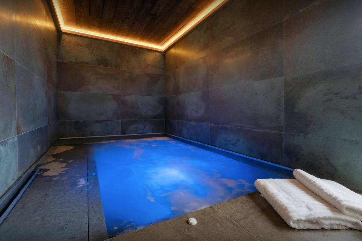 230 M² Chalet ∙ 5 Bedrooms ∙ 15 Guests - Le Grand-Bornand