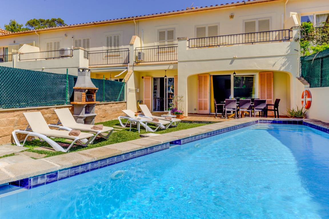 158 M² Villa ∙ 4 Bedrooms ∙ 8 Guests - Port de Pollença