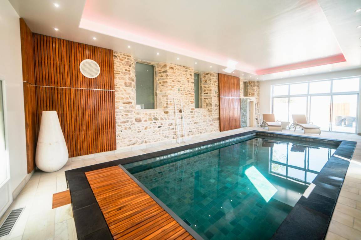 240 M² Gîte ∙ 3 Chambres ∙ 6 Personnes - Cotentin