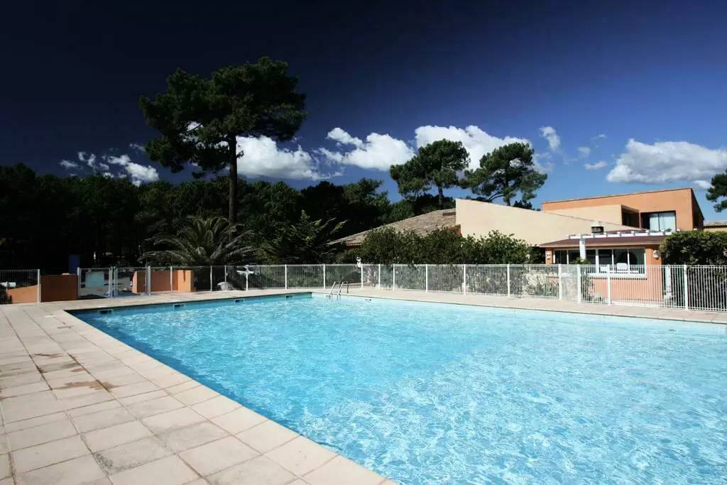 24 M² Estudio ∙ 1 Habitación ∙ 2 Huéspedes - Biguglia