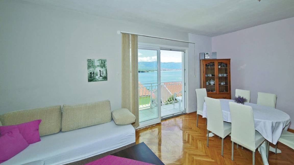 75 M² Ferienwohnung ∙ 2 Schlafzimmer ∙ 6 Gäste - Trogir
