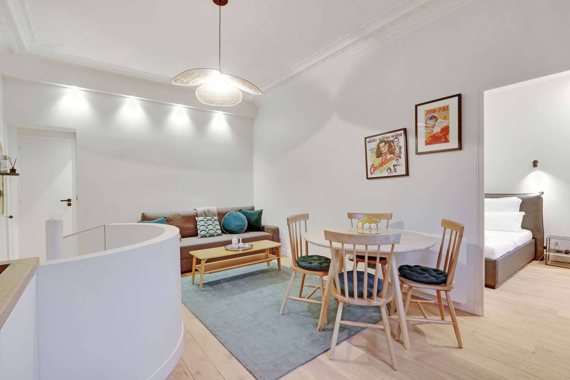 Ferienwohnung ∙ 2 Schlafzimmer ∙ 4 Gäste - Neuilly-sur-Seine