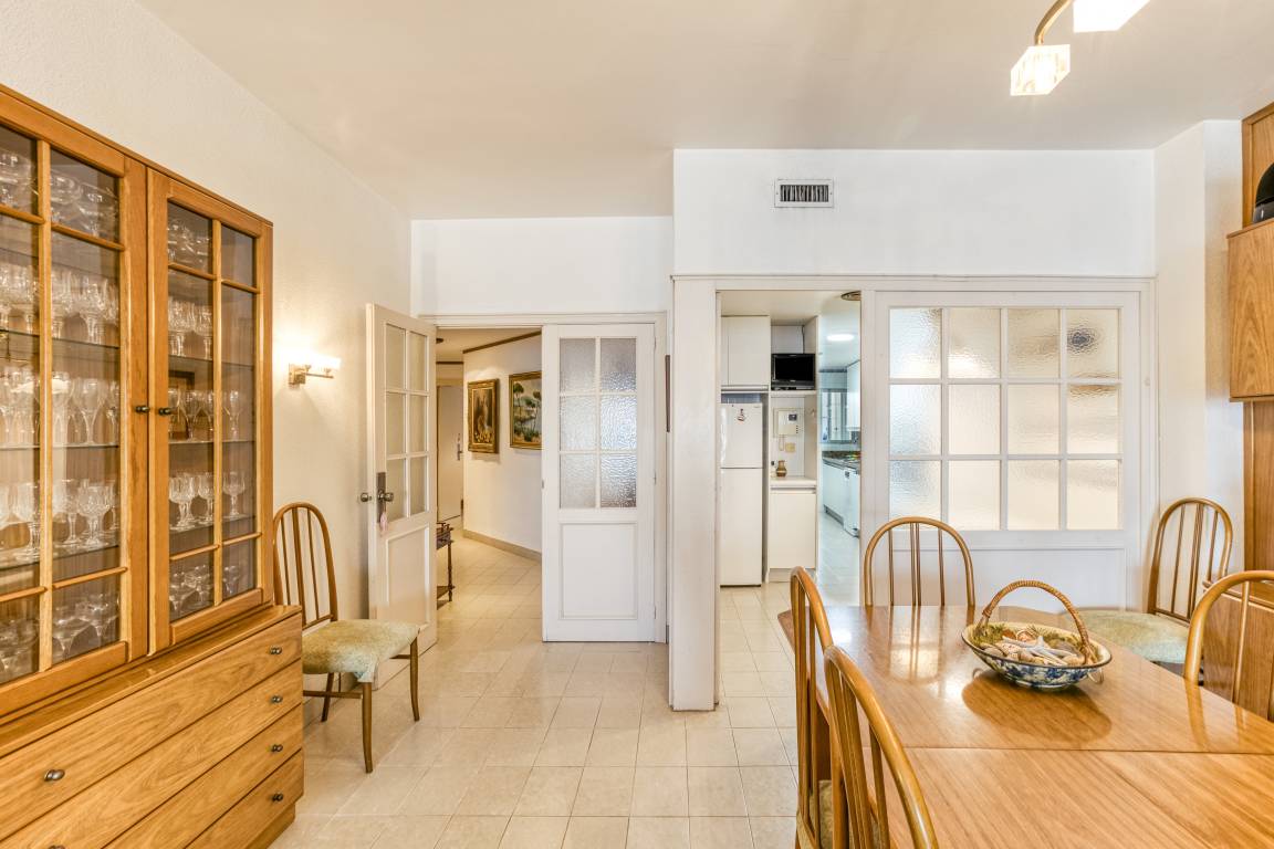 140 M² Apartment ∙ 4 Bedrooms ∙ 8 Guests - Palamós