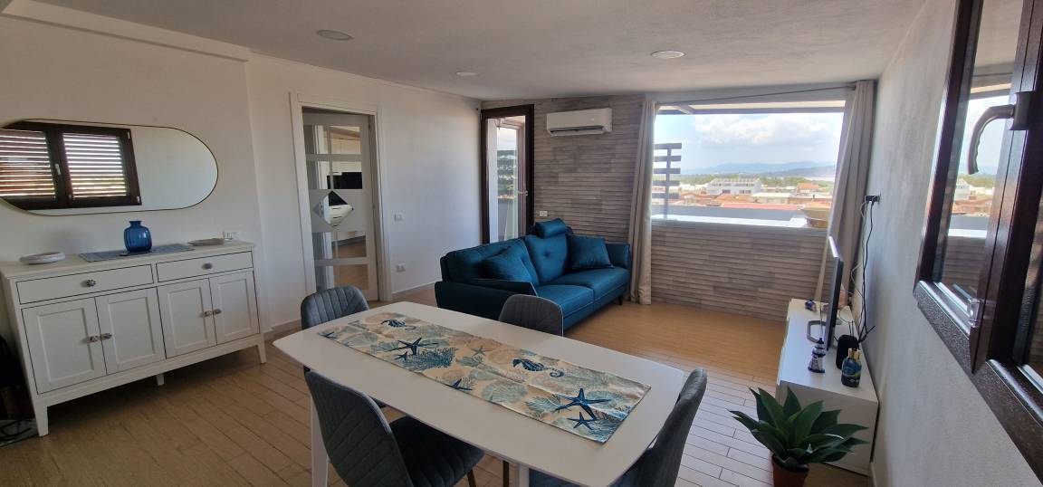 67 평방 미터 아파트  ∙ 침실 2개 ∙ 게스트 4명 - 칼리아리