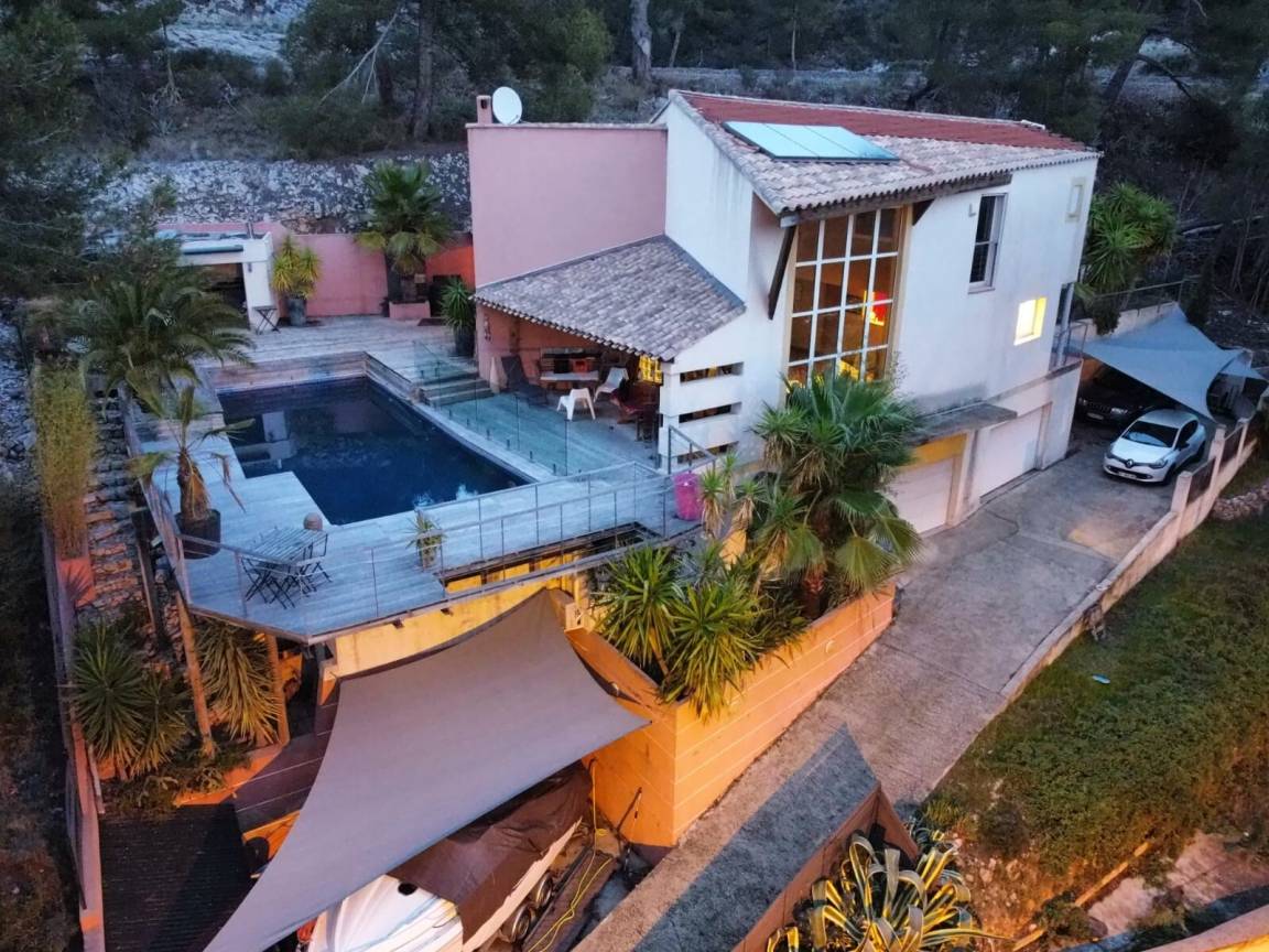 180 M² Maison De Vacances ∙ 4 Chambres ∙ 8 Personnes - Carry-le-Rouet