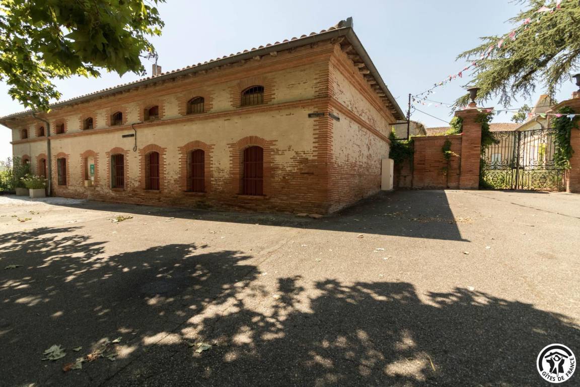 227 M² Gîte ∙ 4 Chambres ∙ 8 Personnes - Auterive
