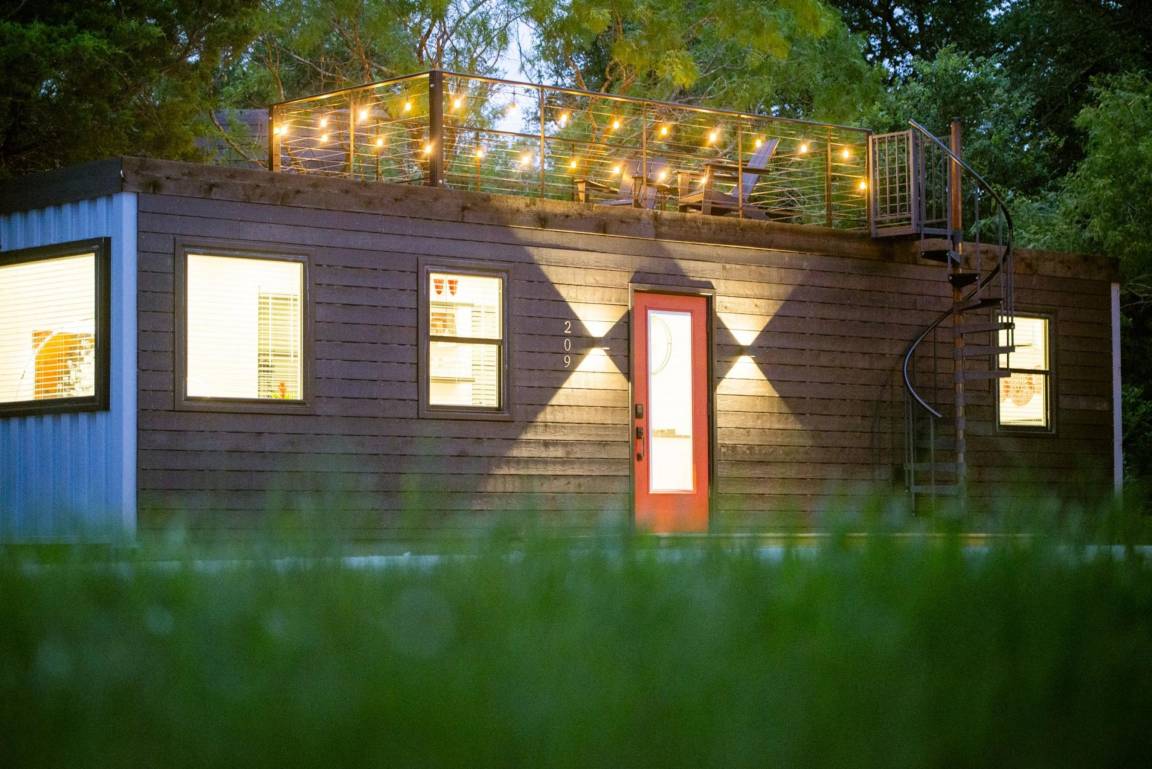 House ∙ 1 Bedroom ∙ 4 Guests - Waco, TX
