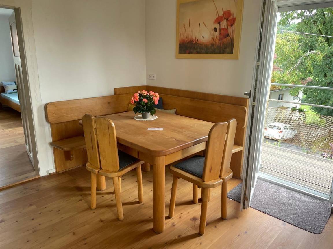 75 M² Ferienwohnung ∙ 2 Schlafzimmer ∙ 6 Gäste - Isny im Allgäu