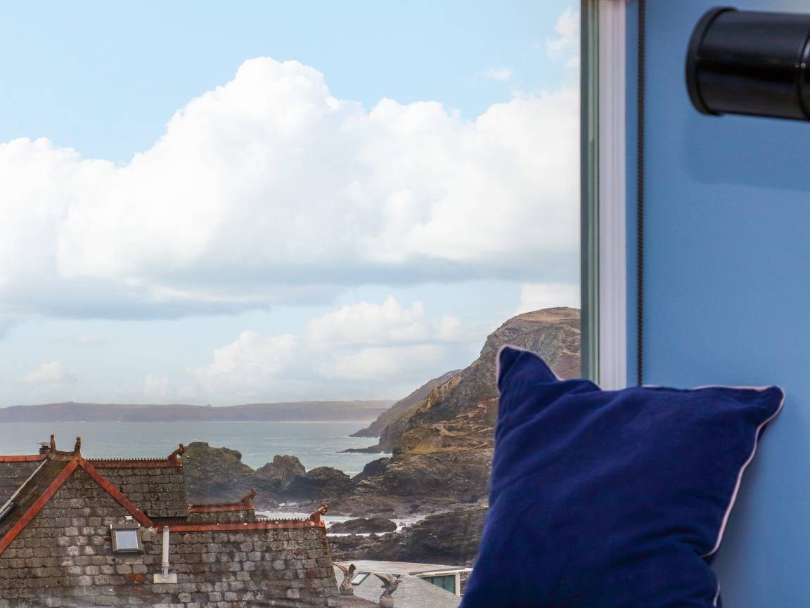 Cottage ∙ 4 Bedrooms ∙ 8 Guests - Perranporth