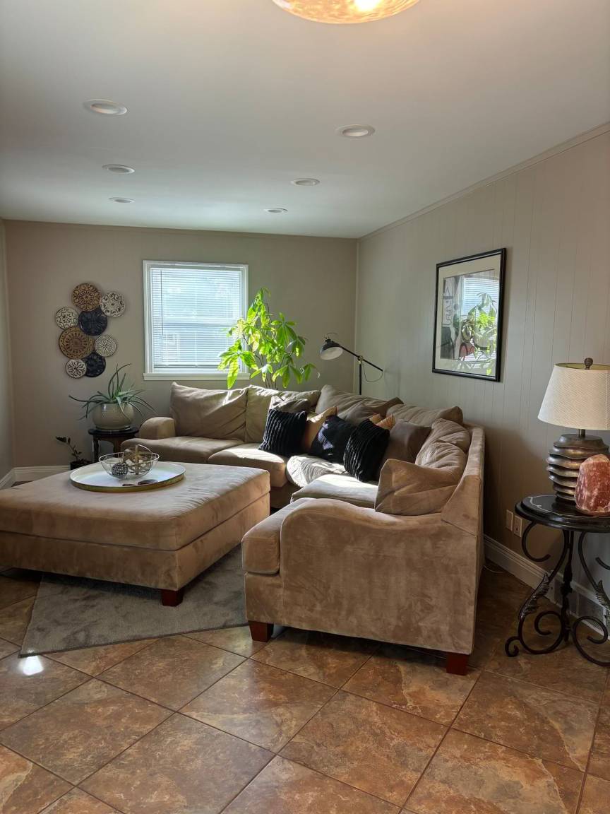 185 M² House ∙ 3 Bedrooms ∙ 6 Guests - Greenwood, IN