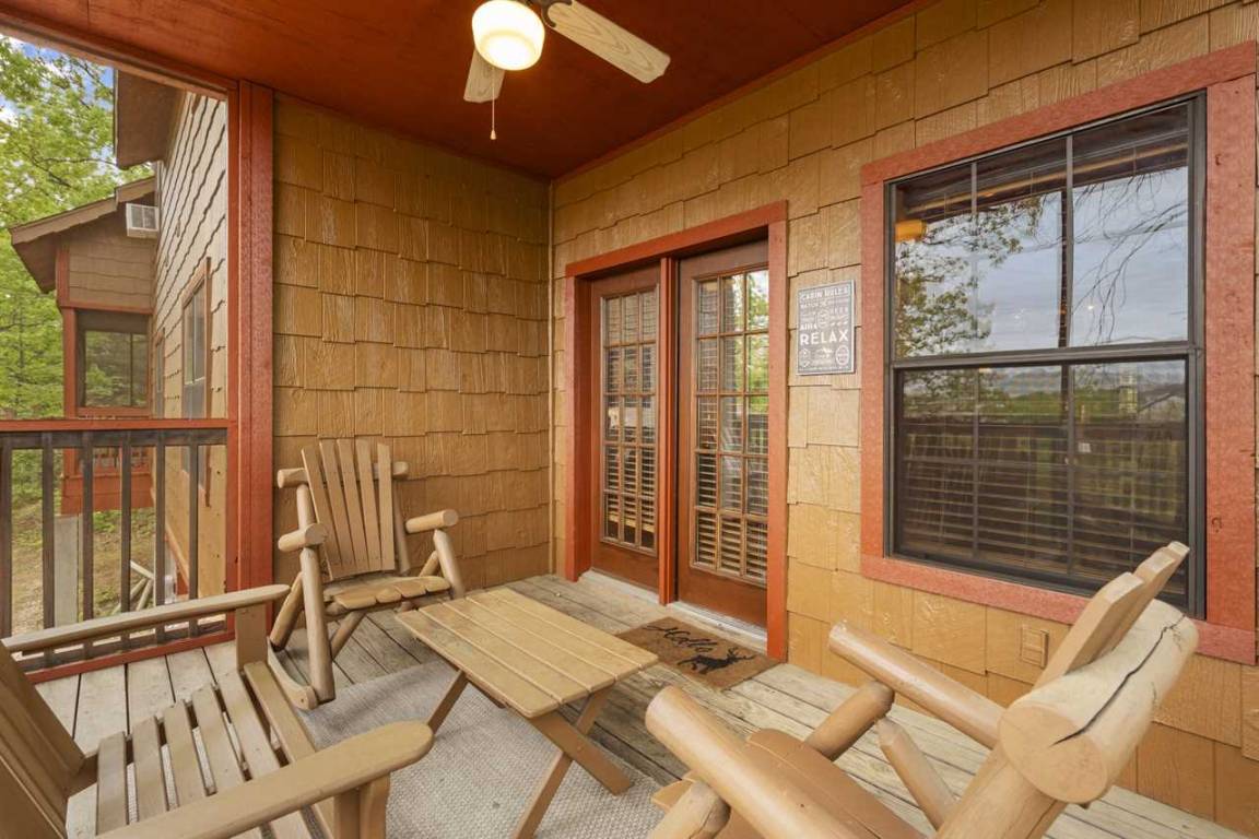 Cabin ∙ 2 Bedrooms ∙ 6 Guests - Branson