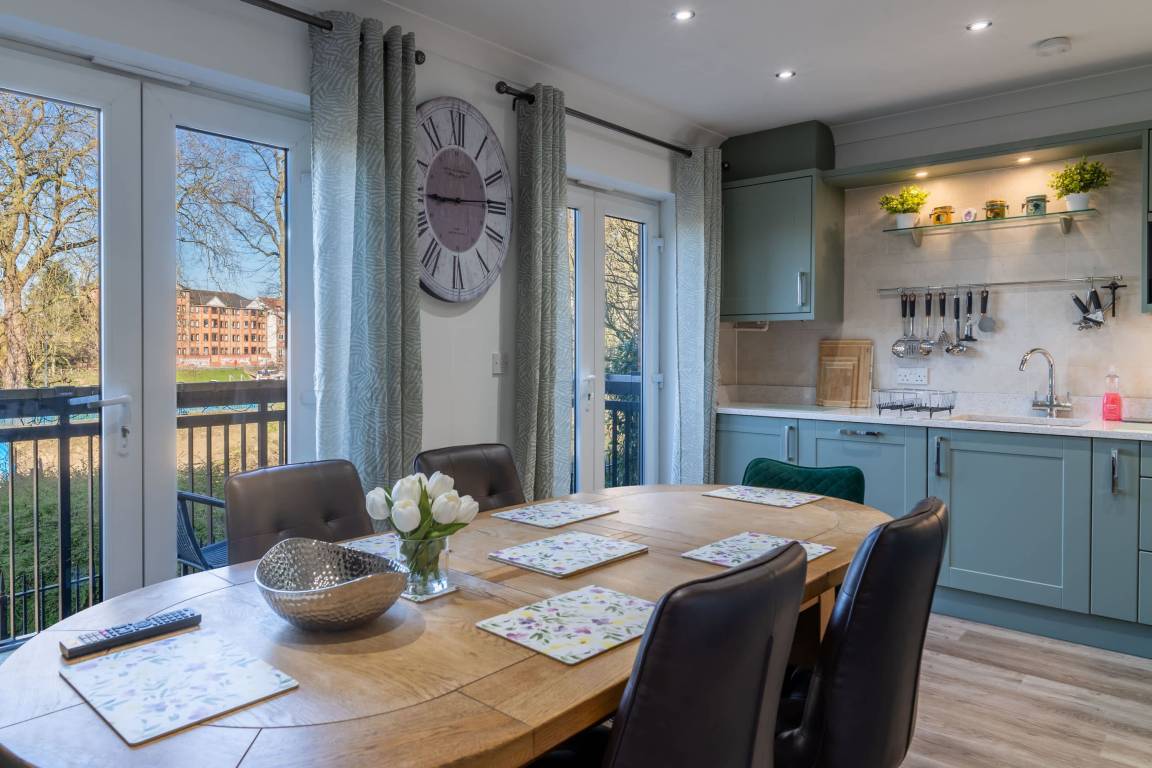 Casa ∙ 4 Habitaciones ∙ 7 Huéspedes - York