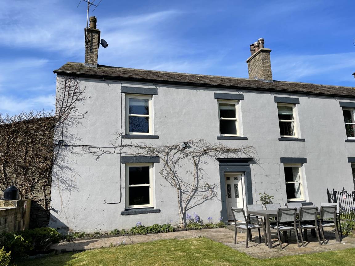 Cottage ∙ 4 Bedrooms ∙ 8 Guests - Yorkshire Dales National Park