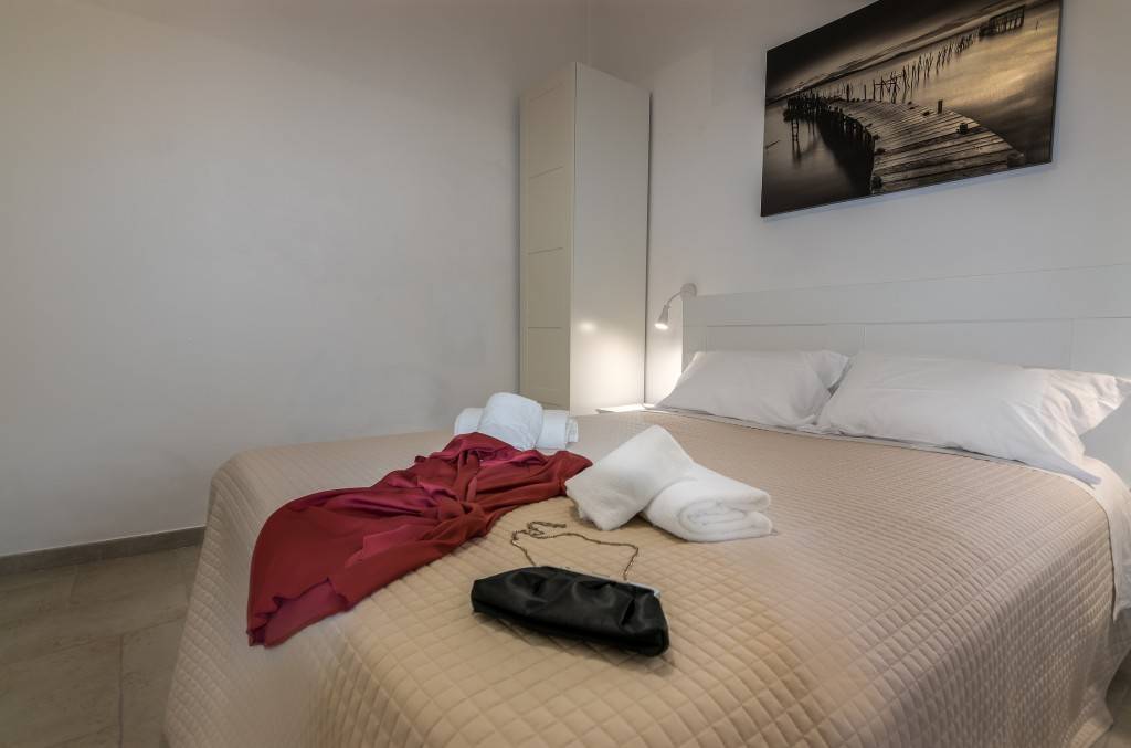 85 M² Apartamento ∙ 1 Habitación ∙ 5 Huéspedes - Brindisi