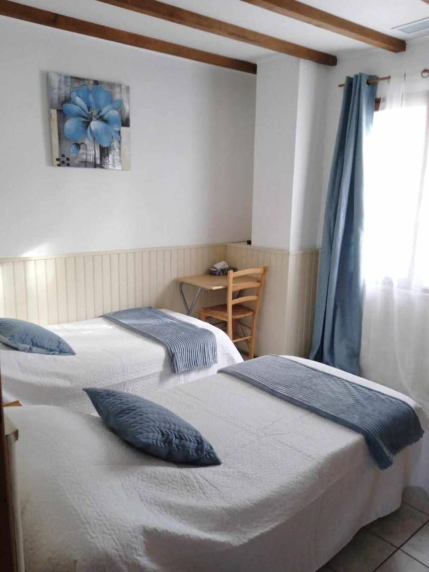 Bed And Breakfast ∙ 1 Bedroom ∙ 2 Guests - Orange