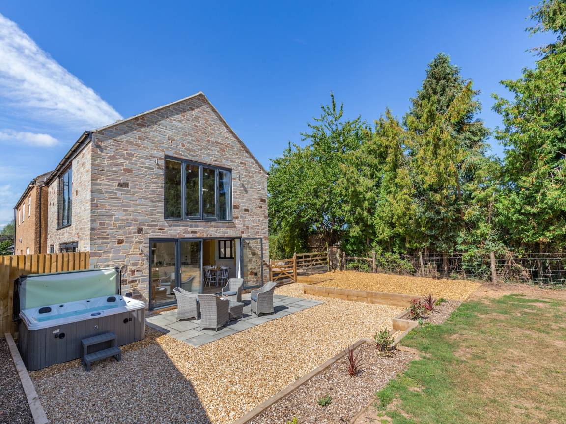 Cottage ∙ 2 Bedrooms ∙ 4 Guests - Somerset