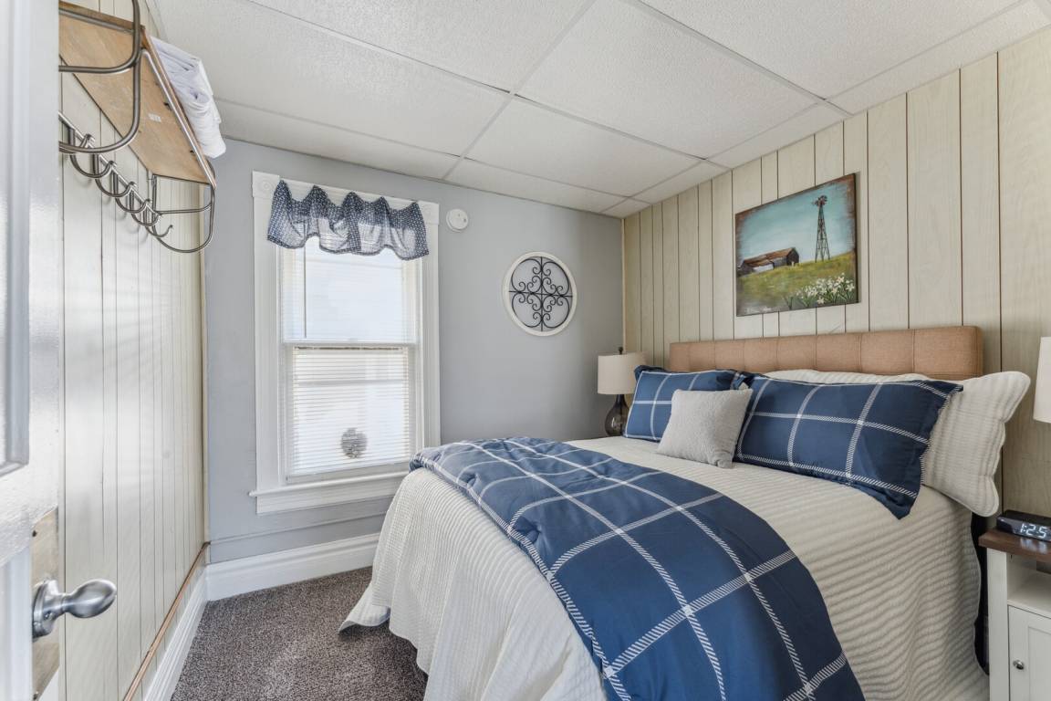 70 M² House ∙ 2 Bedrooms ∙ 6 Guests - Niagara Falls, NY